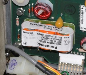 Replacing the Memory Backup Battery in a Harris RF-590 Receiver