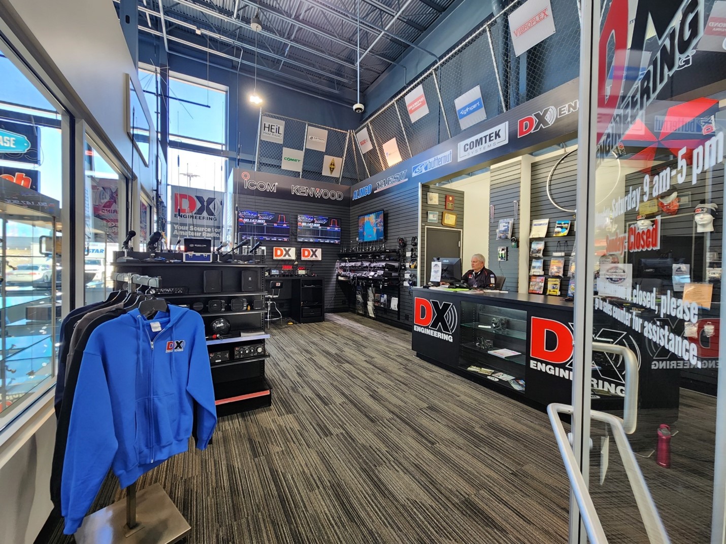 Expanded DX Engineering Showroom Offers Much More for Amateur Radio ...